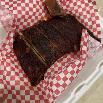 OFF THE RAILS BARBEQUE AND DRAFTHOUSE - Updated November 2025 - 141 ...