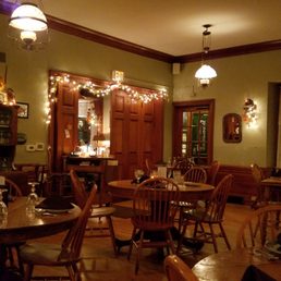 COLONY HOUSE RESTAURANT - Updated December 2024 - 125 Photos & 231 ...