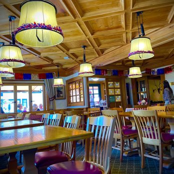 PEPI’S BAR & RESTAURANT - Updated July 2024 - 328 Photos & 387 Reviews ...