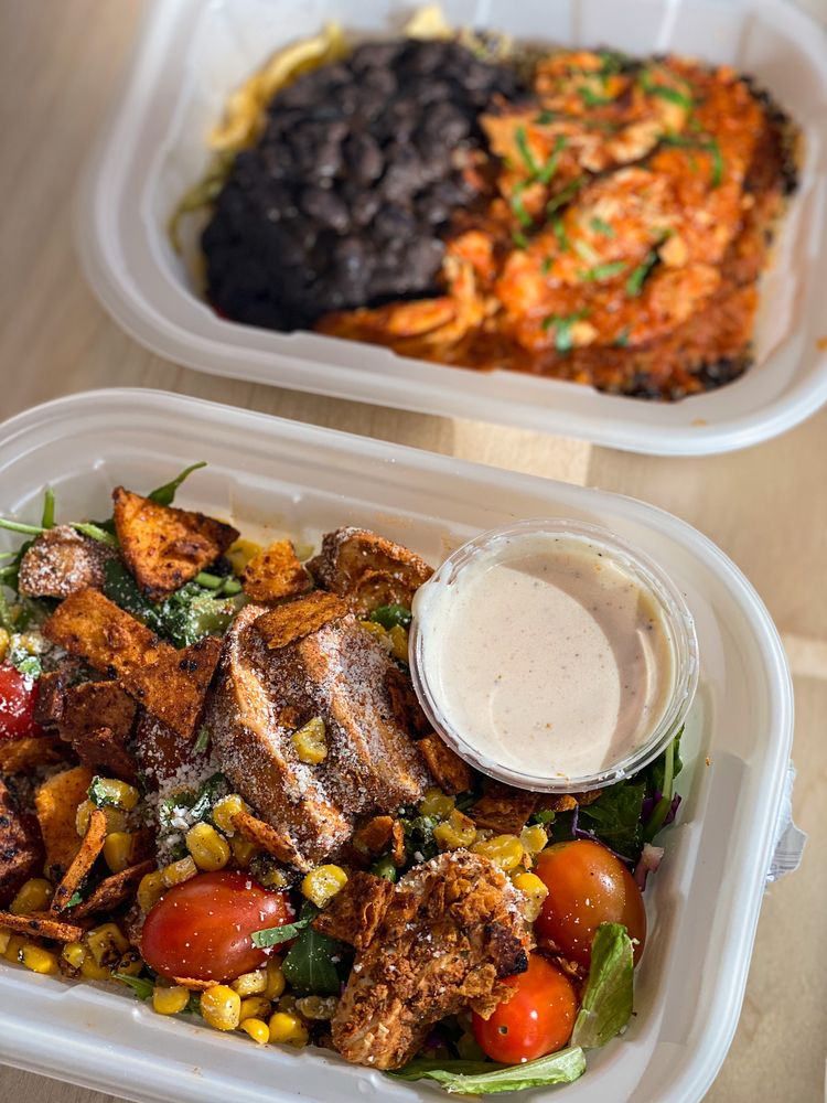 EVERYTABLE - 41 Photos & 22 Reviews - 421 W Broadway, Long Beach ...