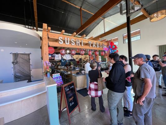 SUSHI TABLE - Updated December 2025 - 217 Photos & 105 Reviews - 811 ...