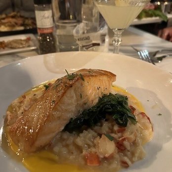 FRESH SALT - 390 Photos & 357 Reviews - 2 Bridge St, Old Saybrook ...