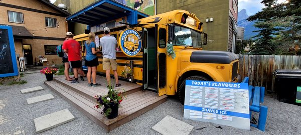 OLD SCHOOL BUS ICE CREAM - Updated July 2025 - 90 Photos & 77 Reviews ...