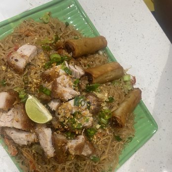 TAMBAYAN FILIPINO FOOD - Updated July 2024 - 45 Photos & 16 Reviews ...