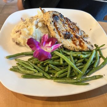 GRAFF’S TAVERN - Updated July 2025 - 55 Photos & 61 Reviews - 579 Depot ...