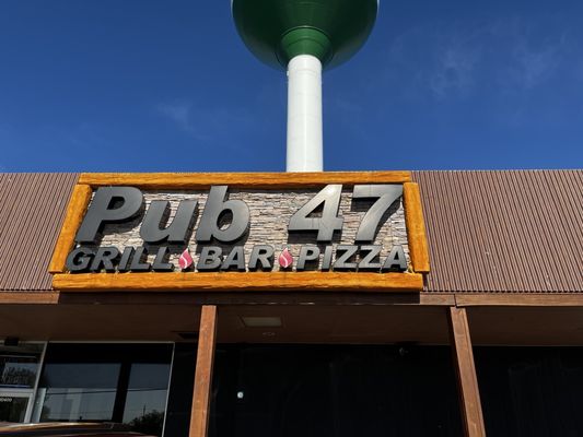 PUB 47 - Updated December 2025 - 117 Photos & 285 Reviews - 10400 Il-47 ...