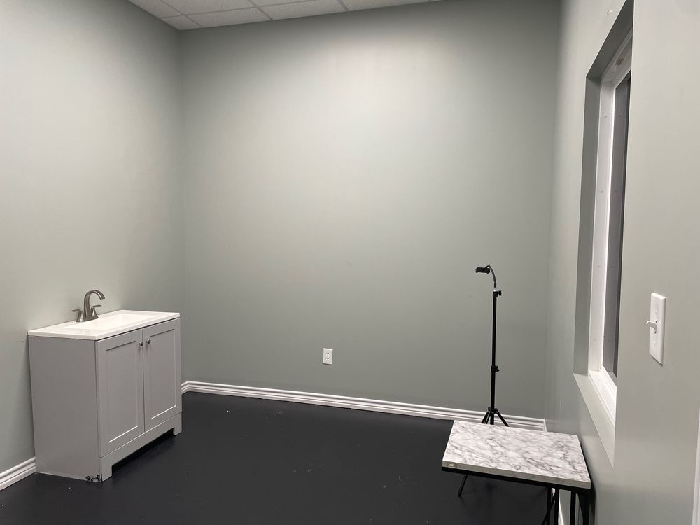 THE BUTTER BAR RETAIL & SALON SUITES - Updated December 2025 - 21 ...