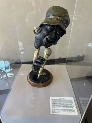 VALENCIA PARK - MALCOLM X LIBRARY - Updated October 2025 - 93 Photos ...