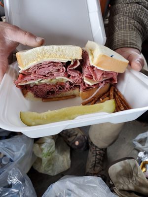 SMACKY’S ON BROADWAY - 106 Photos & 177 Reviews - 6415 E Broadway Ave ...