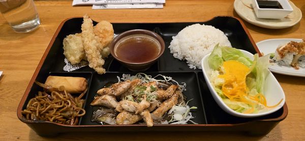 AKASHI SUSHI BAR - Updated August 2025 - 130 Photos & 161 Reviews ...