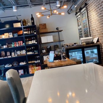 WINE TIME BLUFFTON - Updated December 2025 - 27 Photos & 18 Reviews - 6 Promenade St, Bluffton ...