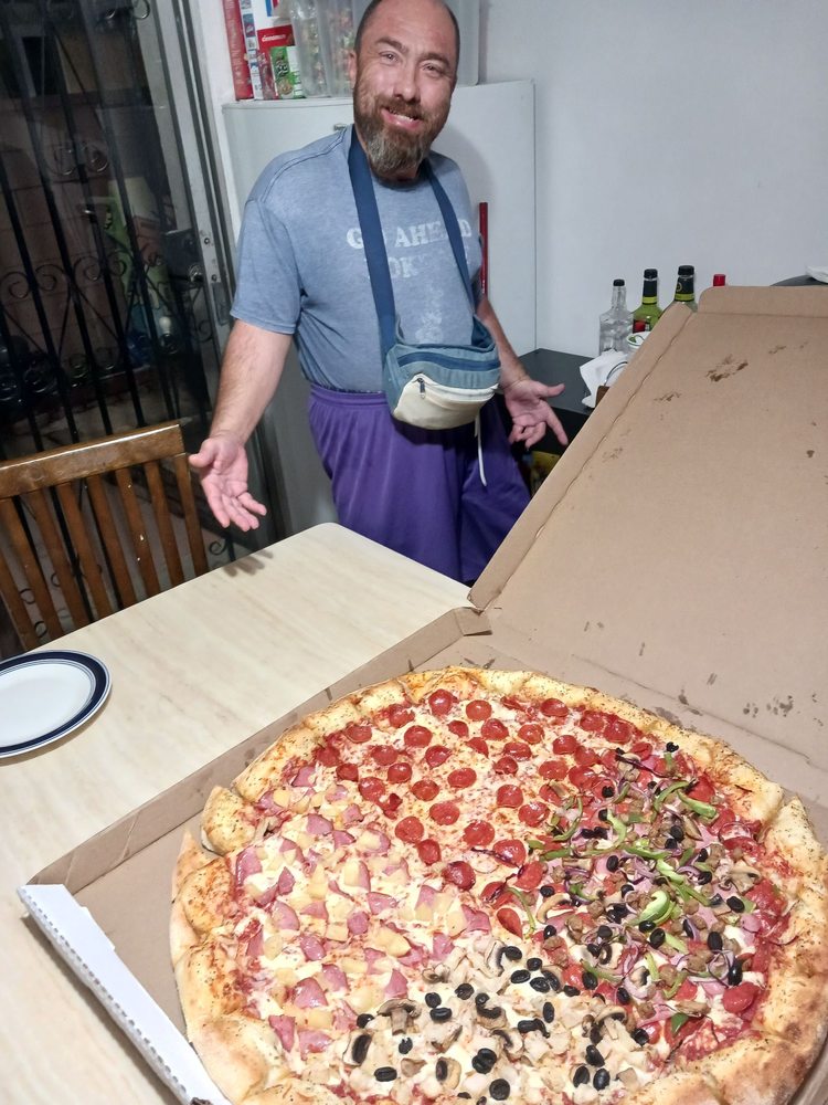 GOLDEN CRUST PIZZA - Updated January 2026 - 132 Photos & 133 Reviews ...