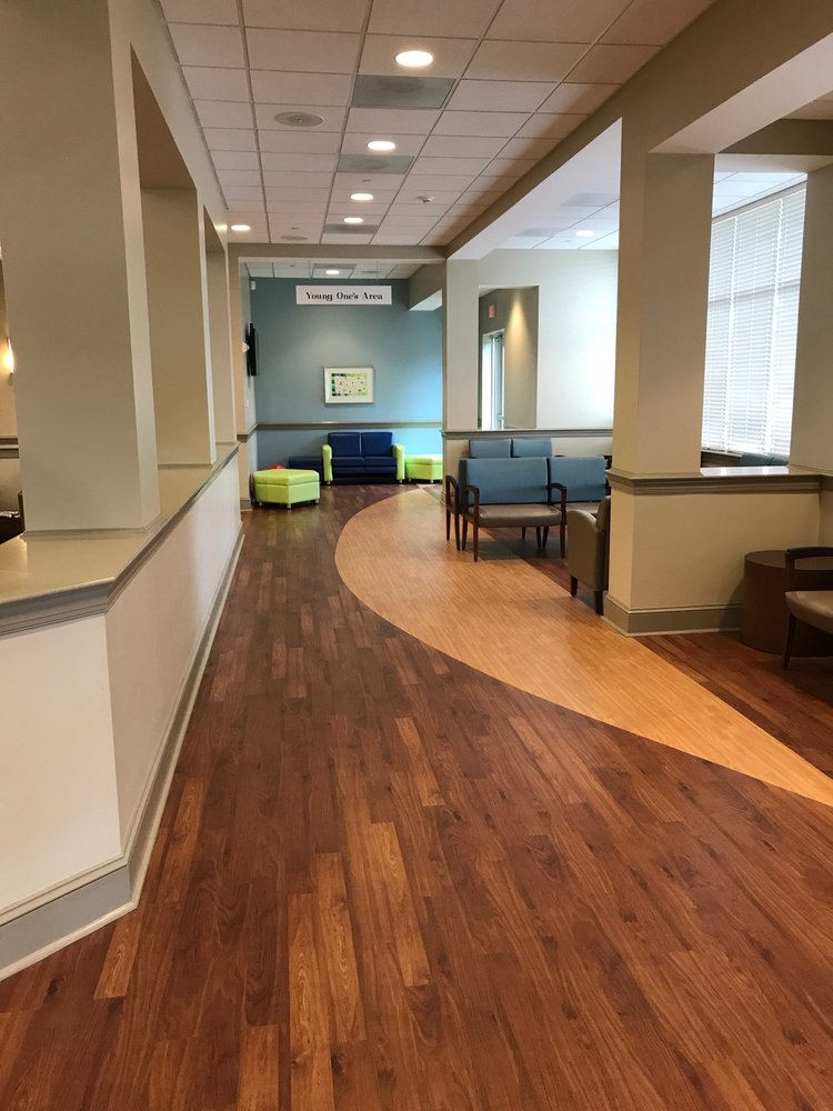 GATEWAY SURGERY CENTER - 28 Photos - Medical Centers - 1025 NE Gateway ...