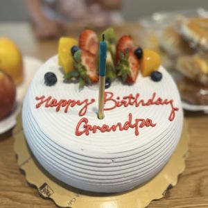 REGENT BAKERY & CAFE - Updated October 2025 - 49 Photos & 13 Reviews ...