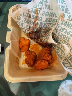 WINGSTOP - Updated January 2026 - 19 Photos - 1438 W Fairmont Pkwy, La ...