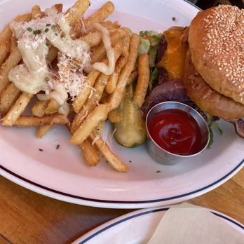 JIMMY’S FAMOUS AMERICAN TAVERN - Updated August 2024 - 1730 Photos ...