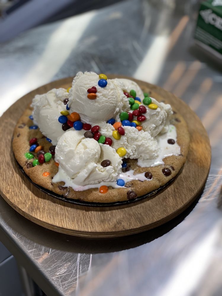 MIDNIGHT COOKIES AND CREAM - Updated July 2024 - 234 Photos & 137 ...