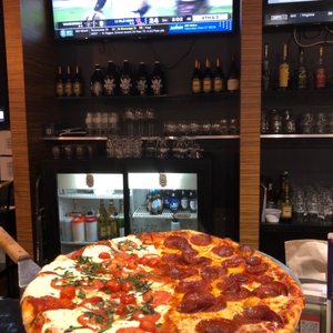 ROCK’N DOUGH PIZZA + BREW - 109 Photos & 106 Reviews - Pizza - 7850 ...