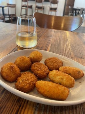 ANSOTS BASQUE CHORIZOS & CATERING - 105 Photos & 33 Reviews - 560 W ...