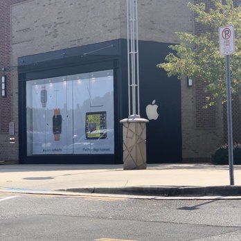 APPLE SOUTHPOINT - Updated October 2025 - 35 Photos & 203 Reviews ...