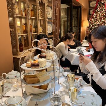 THE WHITBY BAR AND RESTAURANT - Updated July 2025 - 470 Photos & 179 ...