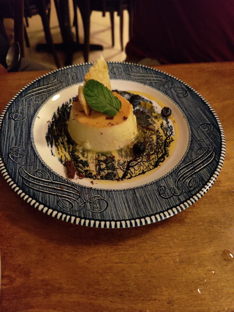 TOWN COUNCIL KITCHEN AND BAR - Updated July 2024 - 73 Photos & 73 ...