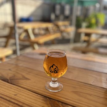 BEER LAB HI - Updated February 2025 - 105 Photos & 27 Reviews - 1318 S ...