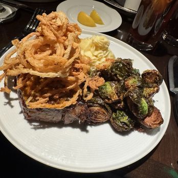 SUMMIT CLUB - Updated December 2025 - 55 Photos & 22 Reviews - 15 W 6th ...