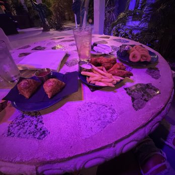 1881 RESTAURANT & BAR - Updated May 2024 - 60 Photos & 22 Reviews - 308 ...