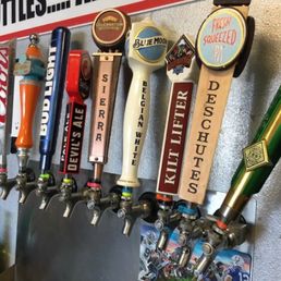 ZESTY ZZEEKS PIZZA AND WINGS - Updated December 2025 - 213 Photos & 316 ...