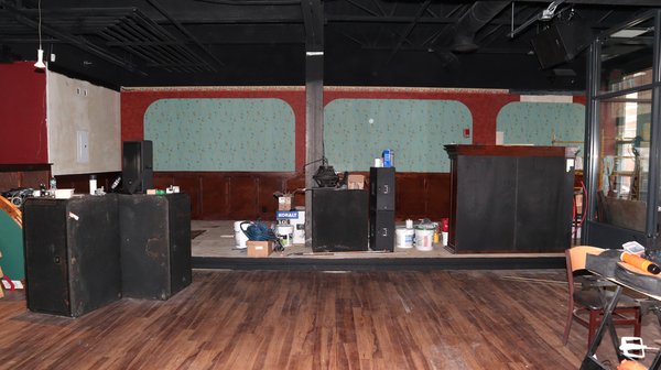 BARFLYY RETRO BAR AND ARCADE - Updated December 2025 - 36 Photos & 42 ...