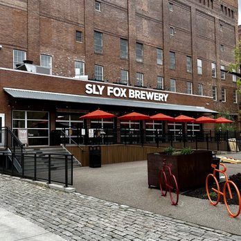 SLY FOX PGH HIGHLINE BREWERY & PUB - Updated December 2024 - 90 Photos ...