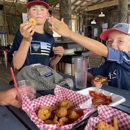 THE RIVER SHACK - Updated December 2025 - 108 Photos & 71 Reviews ...