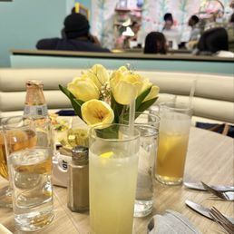 DAWN AM EATERY - Updated July 2025 - 394 Photos & 183 Reviews - 1642 E ...