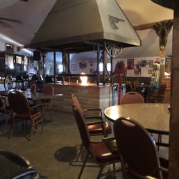 FRED’S ARENA BAR & STEAKHOUSE - Updated October 2025 - 40 Photos & 62 ...