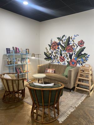 COMMON GOODS - Updated May 2025 - 16 Photos & 11 Reviews - 1007 N ...