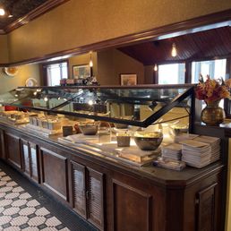 ALEX’S RAILSIDE RESTURANT - Updated July 2025 - 22 Photos & 10 Reviews ...