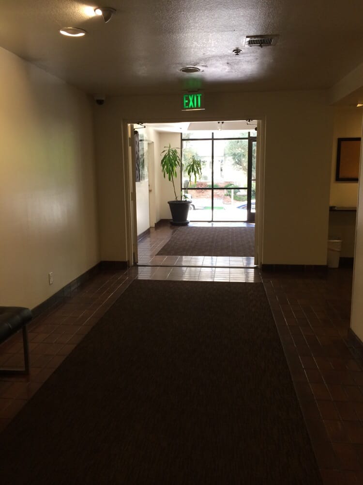 MIDVALE COURT - 19 Photos & 12 Reviews - 1400 Midvale Ave, Los Angeles ...