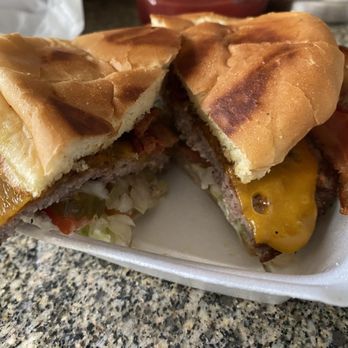 FREDERICKSBURGERS - Updated August 2025 - 165 Photos & 111 Reviews ...