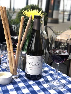 PERRY’S - EMBARCADERO - 902 Photos & 915 Reviews - 155 Steuart St, San ...