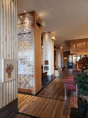 PEACOCK - Updated March 2025 - 843 Photos & 389 Reviews - 600 Proper ...