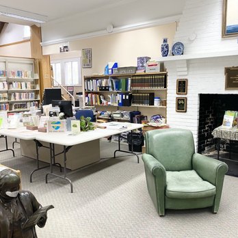 LOCUST VALLEY LIBRARY - Updated December 2025 - 12 Photos - 170 Buckram Rd, Locust Valley, New ...