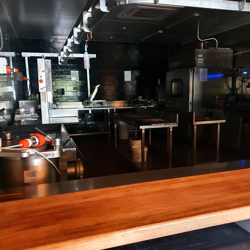 PYRENEES PREMIUM CUTS - Updated 2024 - 14 Photos - 147 Main St, Stawell ...