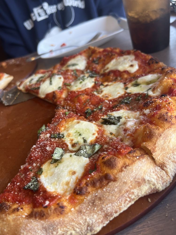 PATS SELECT PIZZA GRILL - Updated September 2025 - 46 Photos & 21 ...