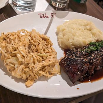 TABLE 51 - Updated January 2026 - 77 Photos & 30 Reviews - 5475 Rue des ...