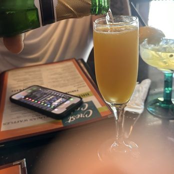 CREST CAFE - Updated January 2026 - 280 Photos & 547 Reviews - 5225 ...