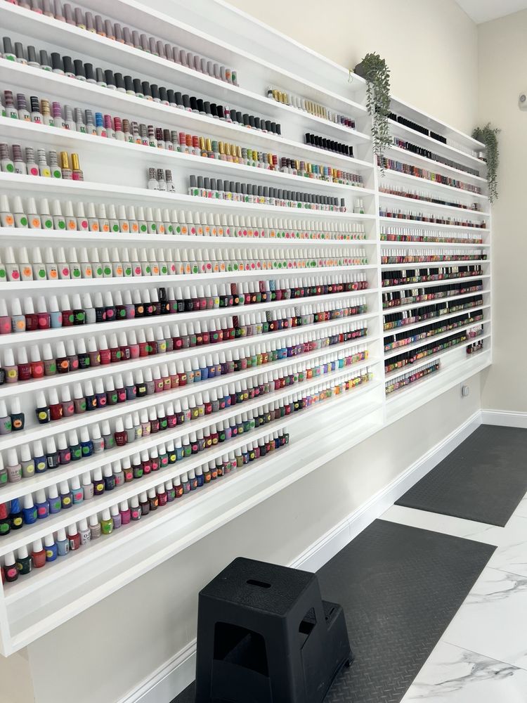 ARIA NAILS SPA - Updated December 2025 - 80 Memorial Rd, West Hartford ...