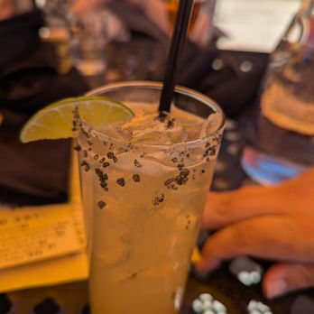 TIMBER HOUSE LODGE - Updated September 2025 - 154 Photos & 111 Reviews ...