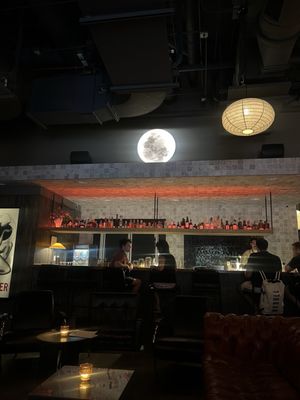 MOON ROOM - Updated December 2025 - 10 Photos & 10 Reviews - 500 N West ...