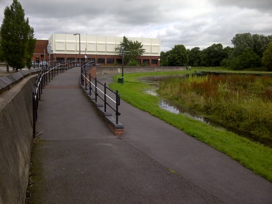 MEADOWSIDE SPORTS CENTRE - Updated November 2024 - Meadowside Drive ...